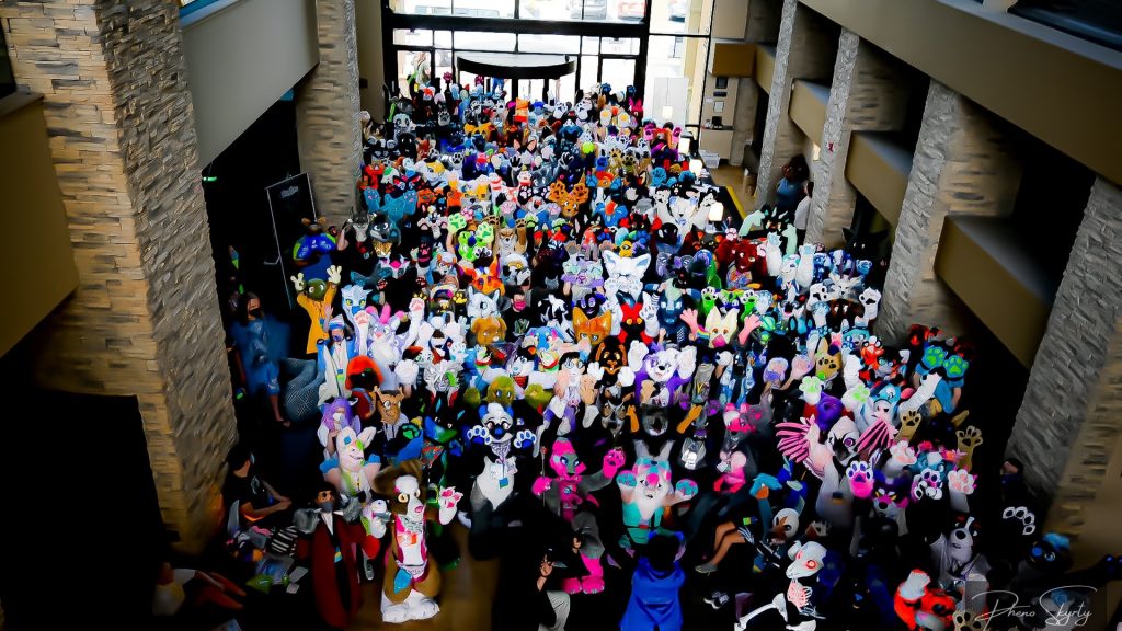 FursonaCon 2023 – Dino Safari – Get ready for a prehistoric adventure!